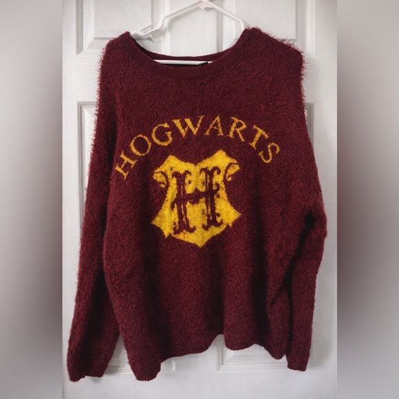 Wizarding World Of Harry Potter | Sweaters | Harry Potter Hogwarts ...